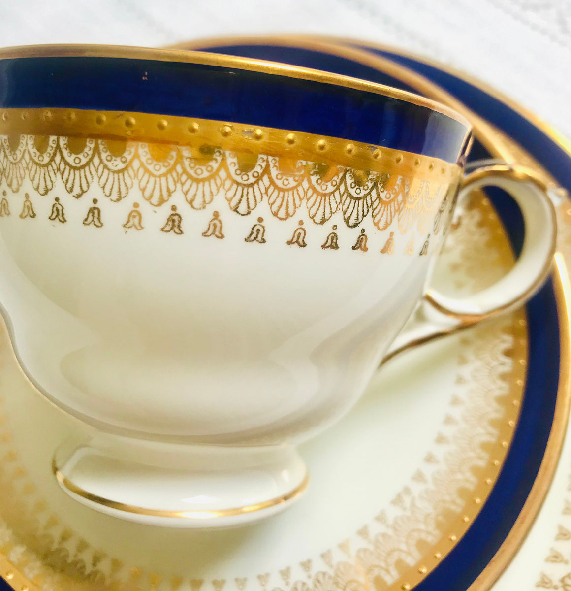 CRESCENT CHINA TEACUP SAUCER SET – Vintage Teacup Company
